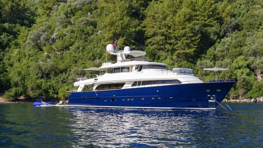 Hag yacht (Custom Line, 28.43m, 2007)